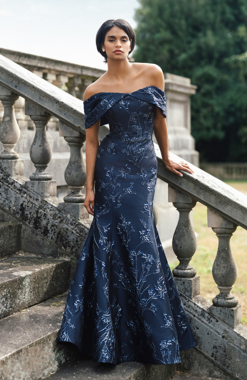 Reyes | Trumpet Gown | Black Label | Anne Barge