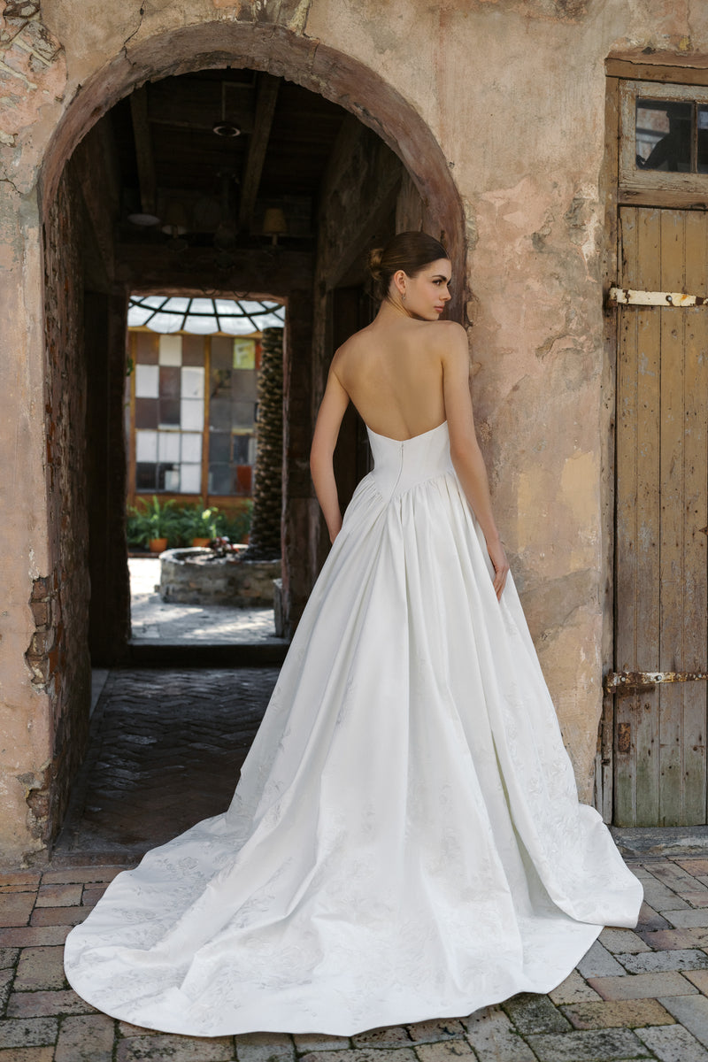 St. Charles Wedding Dress | Blue Willow Collection | Anne Barge – Anne ...